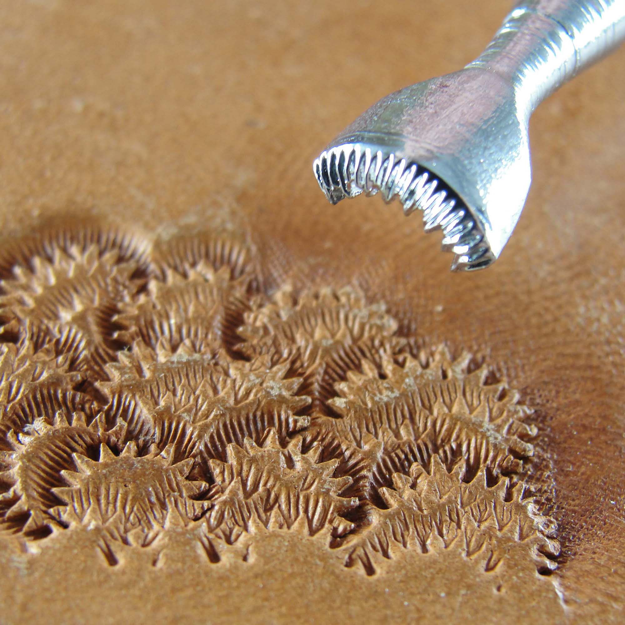 Vintage Craftool #F934 Figure Carving Stamp | Pro Leather Carvers