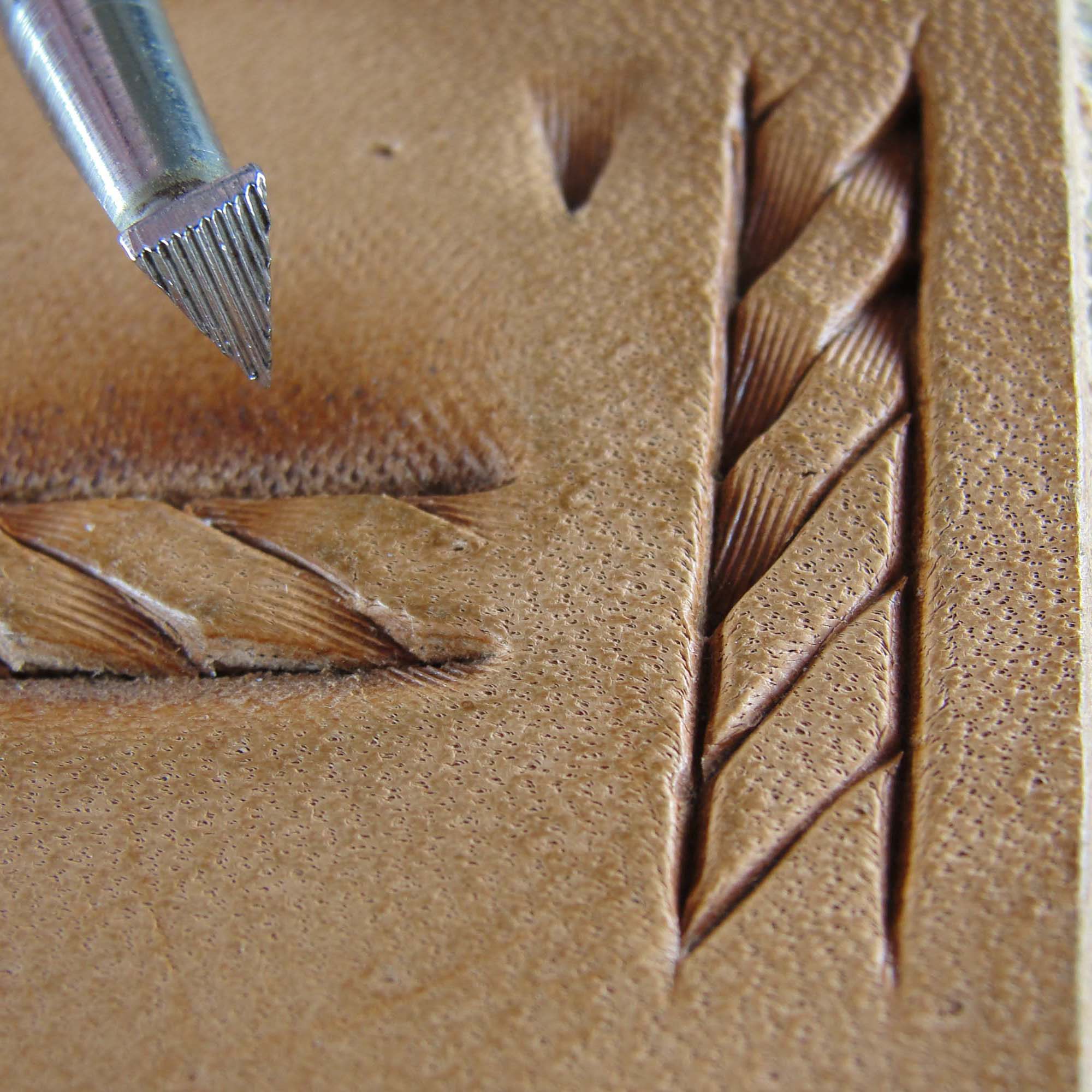 Vintage Craftool Co. #F910 Figure Carving Stamp | Pro Leather Carvers