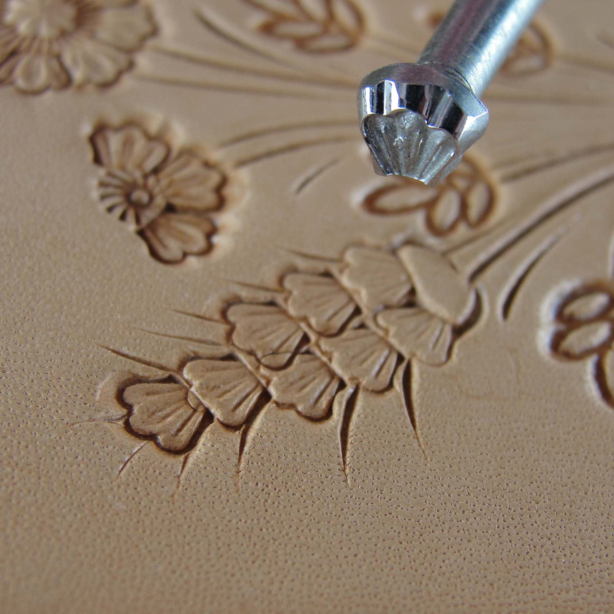 Vintage Craftool Co. #652 XSm Flower Petal Stamp | Pro Leather Carvers
